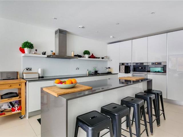 Havilland Mews, Shepherds Bush W12, 5 bed property to rent, £6,500 pcm | PrimeLocation