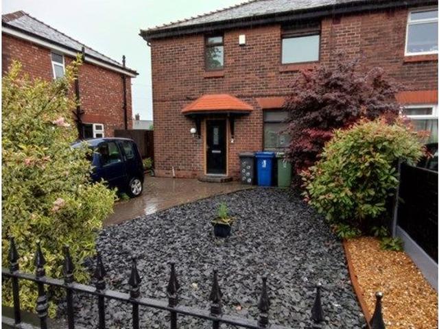 Hawthorn Avenue, Wigan WN5, 3 bed semi detached house to rent, £1,095 pcm | PrimeLocation