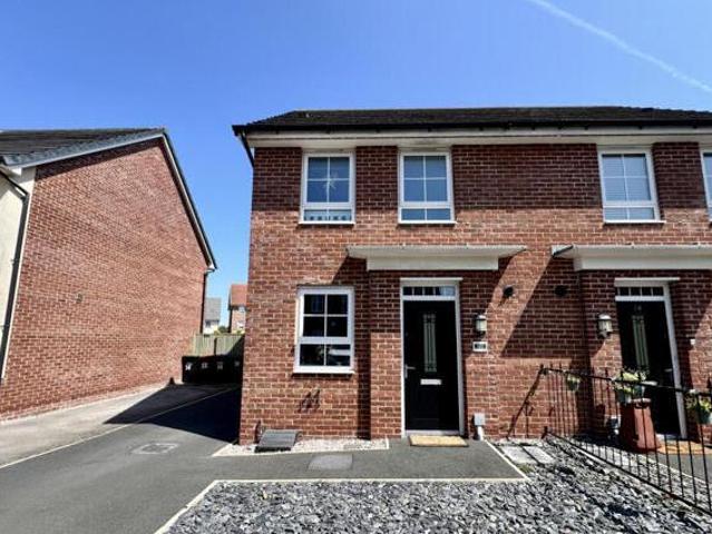 Hawthorn Drive, Thornton, 2 Bedroom Semi detached
