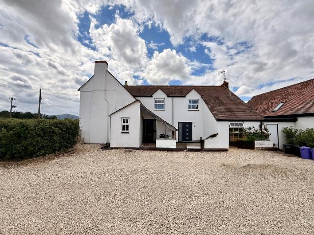 Hawthorn Lane, Malvern WR13, 4 bed property to rent, £2,750 pcm | PrimeLocation