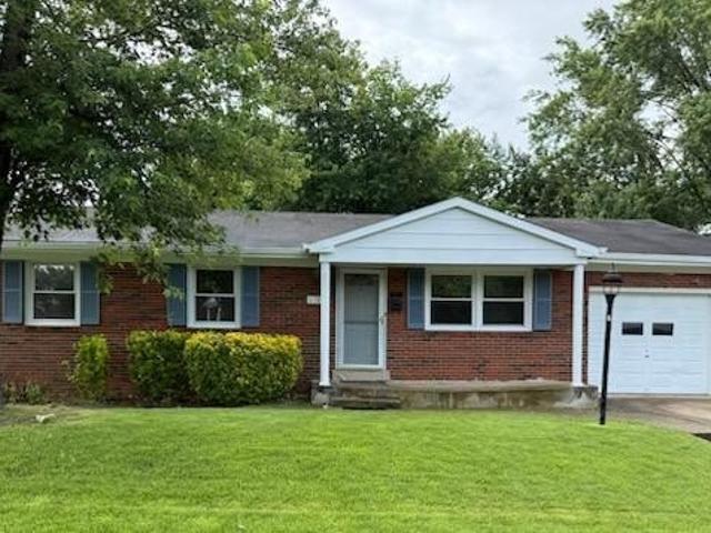 Hawthorn Ln, Woodbridge, Home For Sale