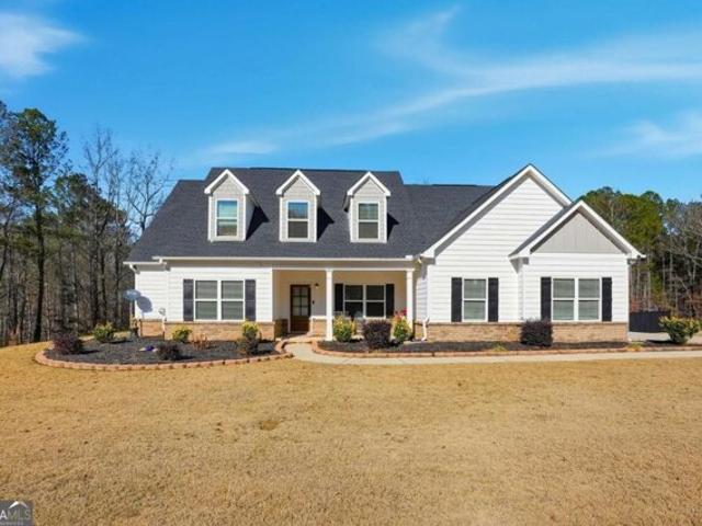 Hawthorn Ln, Covington, Home For Sale