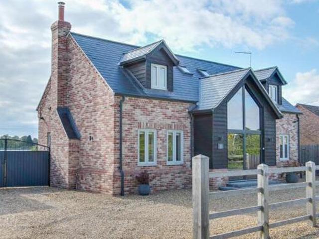 Hawthorn Road, Emneth, 4 Bedroom Detached