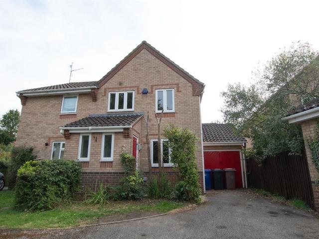 Hawthorn Road, Haverhill CB9, 3 bed semi detached house to rent, £1,350 pcm | PrimeLocation