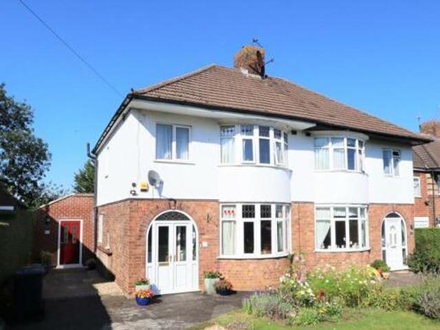 Hawthorn Road, Lincoln, 4 Bedroom Semi detached