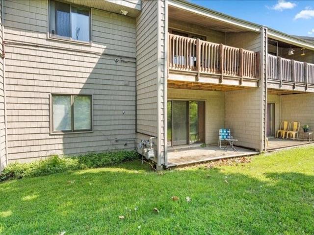 Hawthorne Cir, South Burlington, Condo For Sale