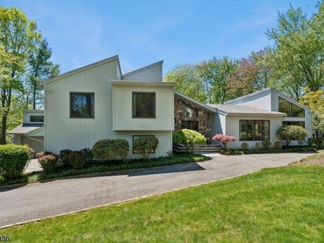 Hawthorne Ct, Morris Twp, Home For Sale