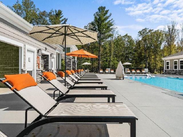 Hawthorne at Haywood 3 Bedroom Apartment for Rent at 125 River Birch Grove Rd, Asheville, NC 28806