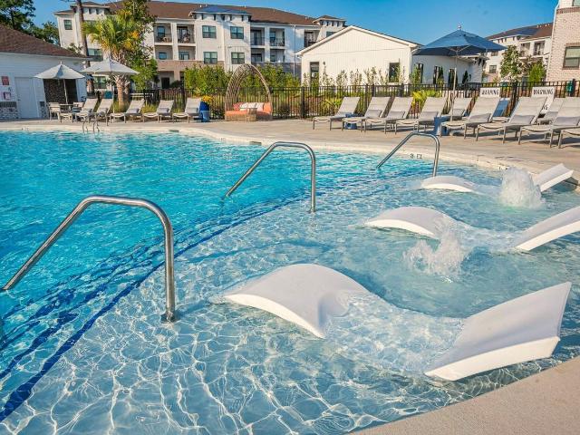 Hawthorne at Smith Creek 2 Bedroom Apartment for Rent at 4641 Sweetfern Row, Wilmington, NC 28411