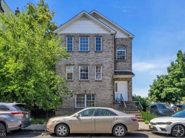 Hawthorne Ave, Newark, Home For Sale