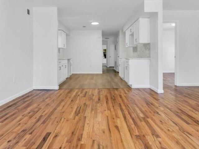 Hawthorne Ave, Newark, Home For Sale