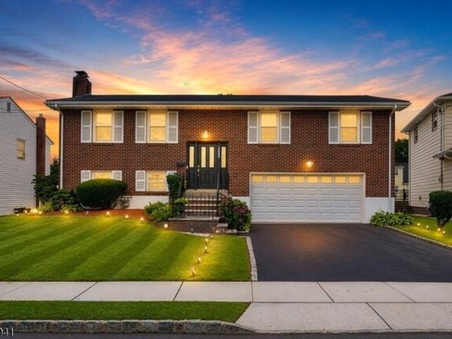 Hawthorne Ave, Union Twp, Home For Sale