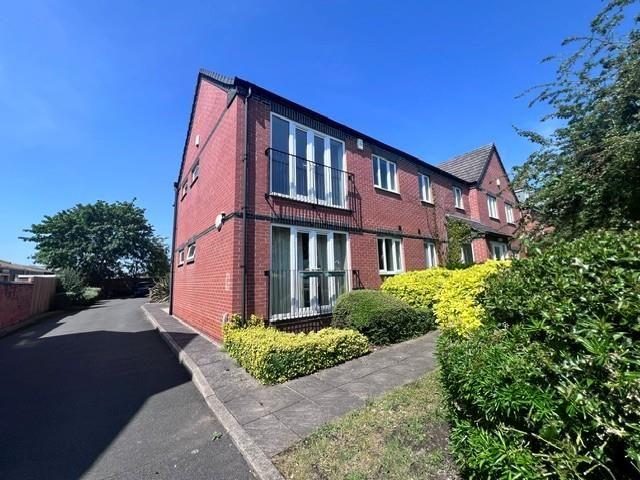 Hawthorne Avenue, Long Eaton, Nottingham NG10, 2 bed flat to rent, £825 pcm | PrimeLocation