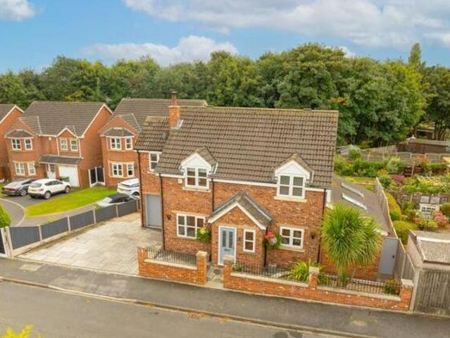 Hawthorne Avenue, The Swallows, Castleford, 3 Bedroom Detached