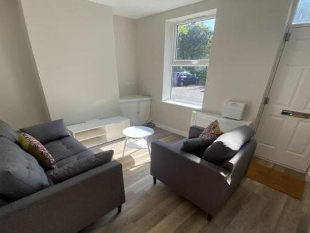 Hawthorne Grove, Beeston, 2 Bedroom Terraced