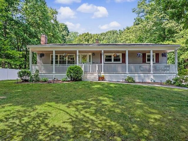 Hawthorne Dr, Atkinson, Home For Sale