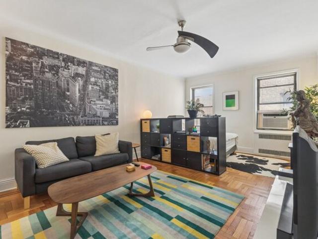 Hawthorne St Apt J, Brooklyn, Property For Sale