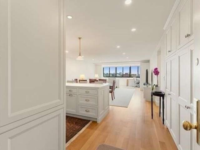 Hawthorne Pl Apt H, Boston, Condo For Sale