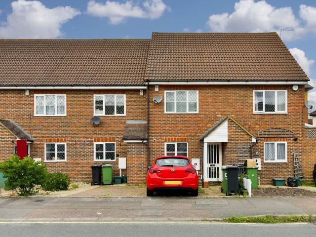 Hawthorne Place, Epsom KT17, 3 bed terraced house to rent, £2,150 pcm | PrimeLocation