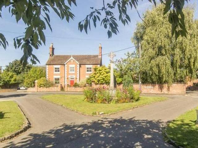 Hawthorne Road, North Kilworth, 4 Bedroom Detached