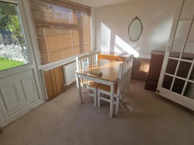 Hawkdene, London, E4 7PF, United Kingdom | 3 bed house for rent #136443865 | Rentberry