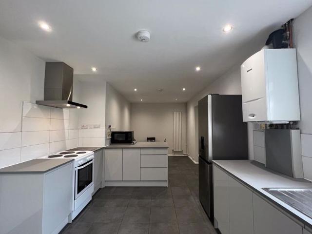 Hawkhurst Road, Brighton BN1, 6 bed shared accommodation to rent, £3,952 pcm | PrimeLocation
