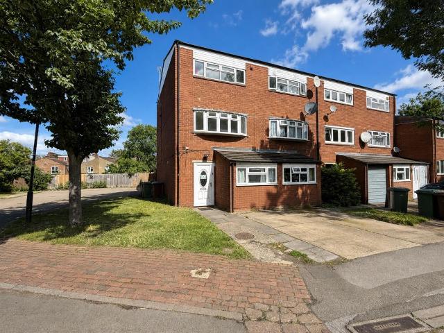 Hawkins Close, Harrow HA1, 4 bed end terrace house to rent, £2,850 pcm | PrimeLocation