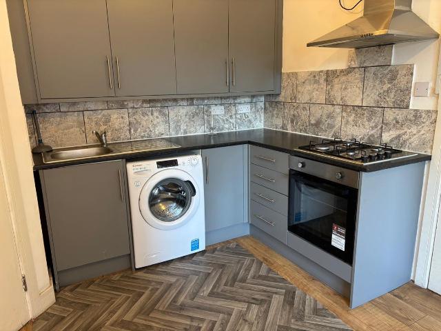 Hawkins Road, Colchester CO2, Studio to rent, £650 pcm | PrimeLocation