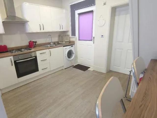Hawkins Street, Liverpool, L6 6BZ, United Kingdom | 2 bed townhouse for rent #6196565 | Rentberry