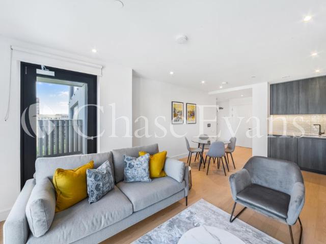 Hawksbury Heights, 11 Hewson Way. 1 bed flat to rent £2,752 pcm £635 pw