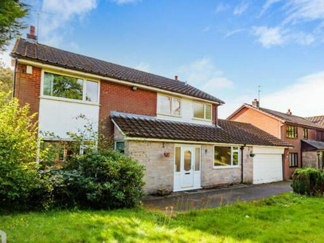 Hawkshaw, Bolton Road, Bury, 4 Bedroom Detached