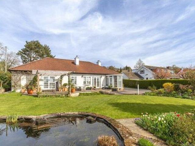 Hawksworth, Old Lane, Leeds, 5 Bedroom Bungalow