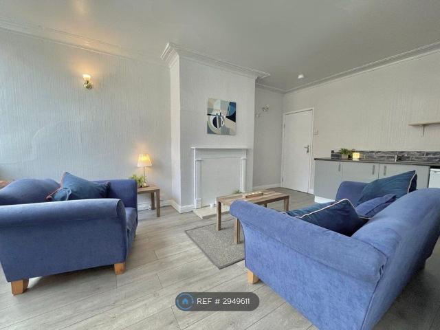 Hawksworth Grove, Leeds LS5, Studio to rent, £795 pcm | PrimeLocation