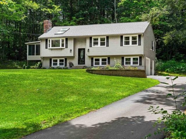 Hawkview Rd, Hudson, Home For Sale