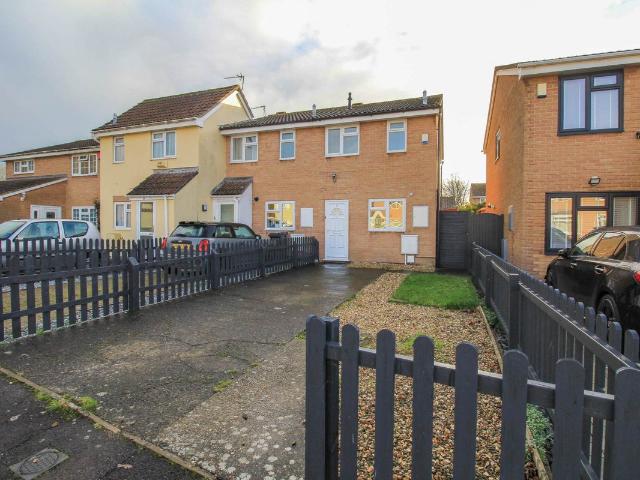 Hawley Way, Burnham On Sea TA8, 2 bed end terrace house to rent, £1,100 pcm | PrimeLocation