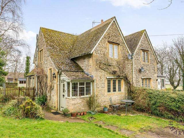 Hawling, Cheltenham GL54, 2 bed cottage to rent, £2,000 pcm | PrimeLocation