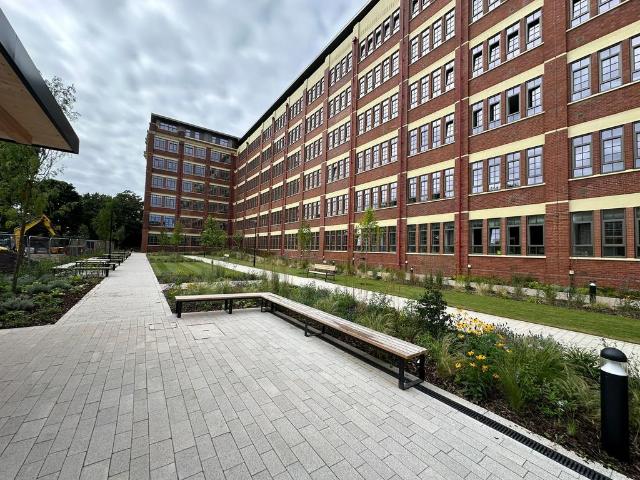 Haxby Road, York, YO31 2 bed flat to rent £1,650 pcm £381 pw