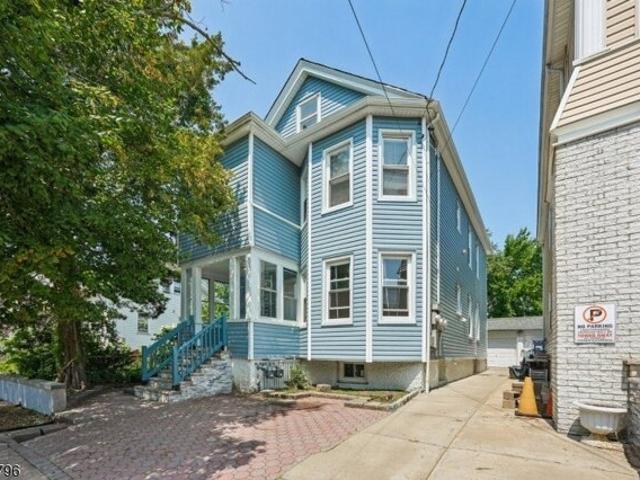 Hayward Pl, Wallington, Home For Sale