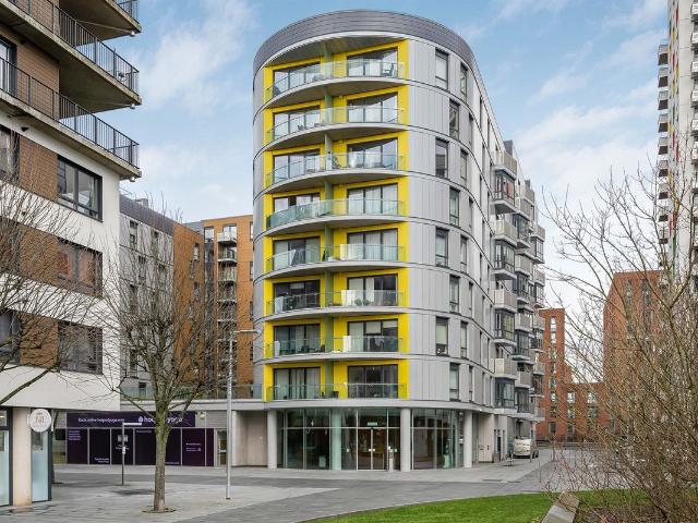 Hayward, Reading RG1, 1 bed flat to rent, £1,300 pcm | PrimeLocation