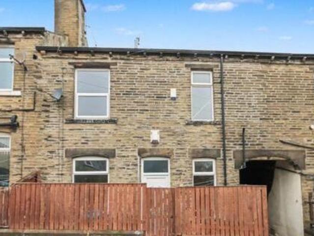 Haycliffe Road Bradford, West Yorkshire, 2 Bedroom Terraced