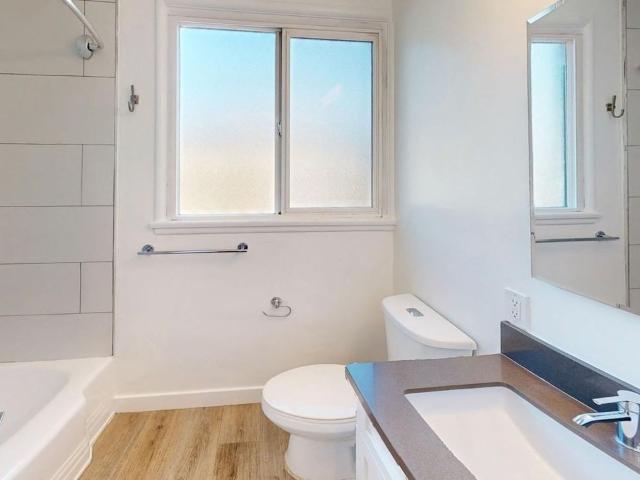 Hayden on Hollywood. Authentic Hollywood Living Experience! Fully Remodeled Units. CALL NOW! Studio Apartment for Rent at 7200 Hollywood Blvd, Los Angeles, CA 90046 Hollywood Hills West
