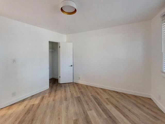 Hayden on Hollywood. Authentic Hollywood Living Experience! Fully Remodeled Units. CALL NOW! 1 Bedroom Apartment for Rent at 7200 Hollywood Blvd, Los Angeles, CA 90046 Hollywood Hills West