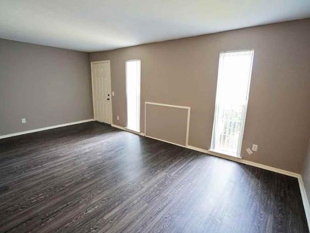 Haydens Landing 2 Bedroom Apartment for Rent at 921 Ne 12th St, Moore, OK 73160