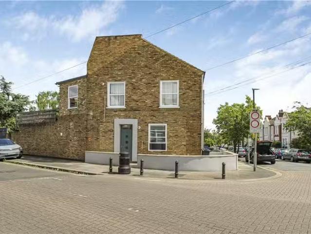 Haydon Park Road, London, SW19 8JH
