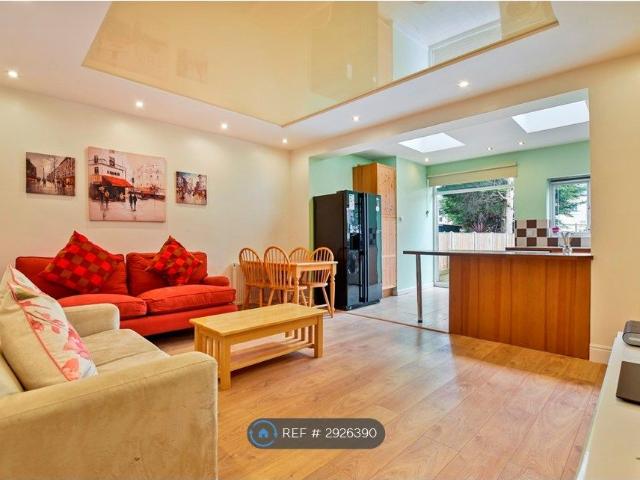 Haydons Road, London SW19, Room to rent, £850 pcm | PrimeLocation