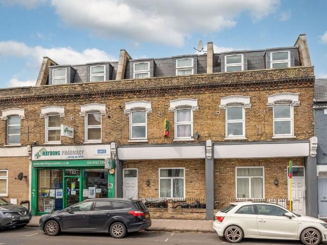 Haydons Road, Wimbledon, London SW19, 2 bed flat to rent, £2,150 pcm | PrimeLocation