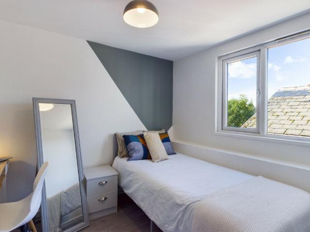 Haydn Avenue, Manchester M14, Room to rent, £869 pcm | PrimeLocation