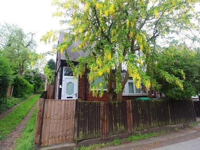Haydn Road, Nottingham NG5, 3 bed detached house to rent, £1,150 pcm | PrimeLocation