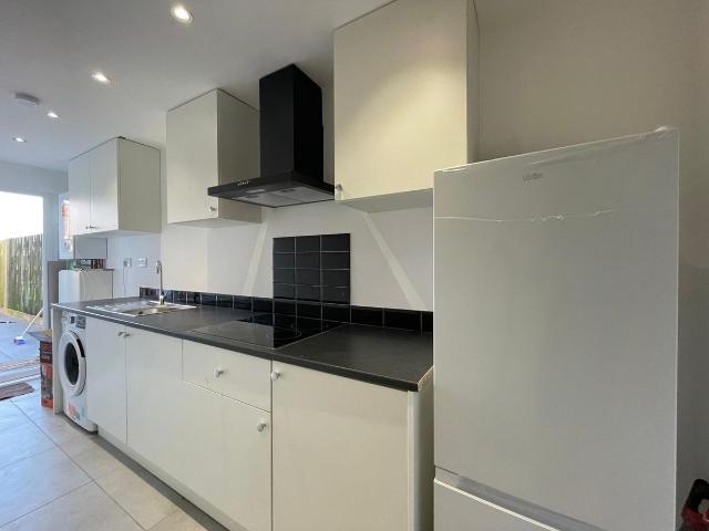 Hayes UB3, Studio to rent, £1,150 pcm | PrimeLocation