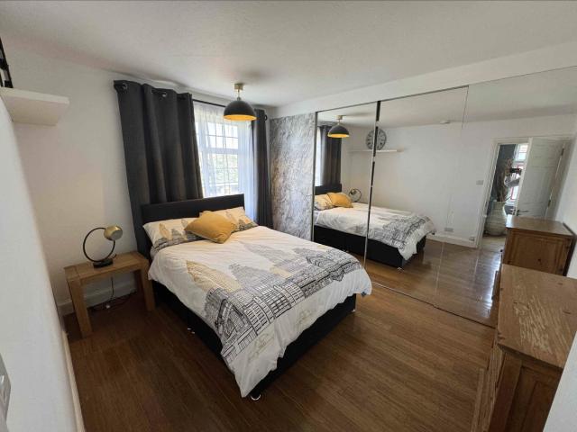Hayes UB3, Room to rent, £900 pcm | PrimeLocation